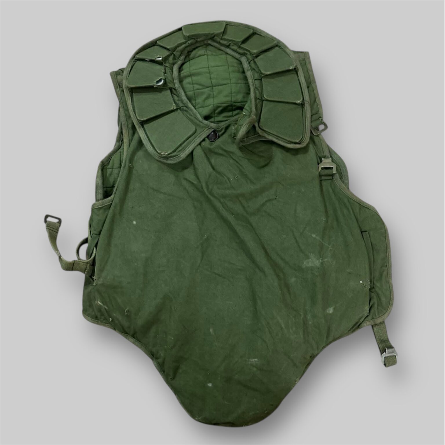 Defensive body armor of the North Vietnamese Army during the Vietnam ...